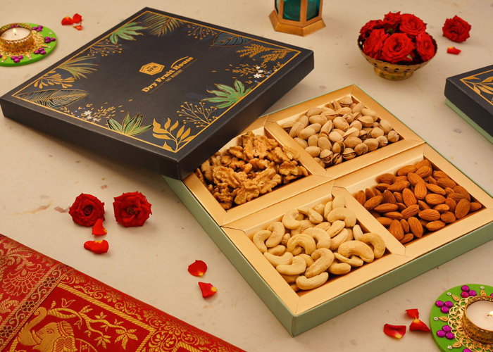 Best collection of gift boxes and festival hampers.