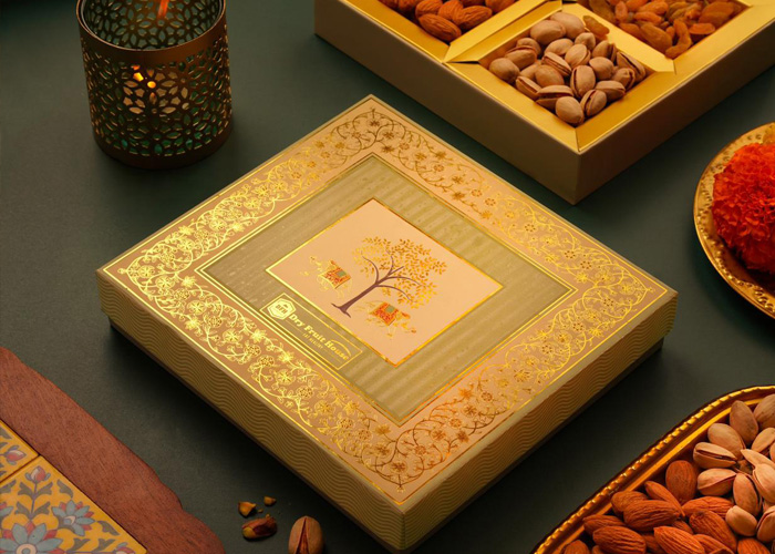 Best collection of gift boxes and festival hampers.