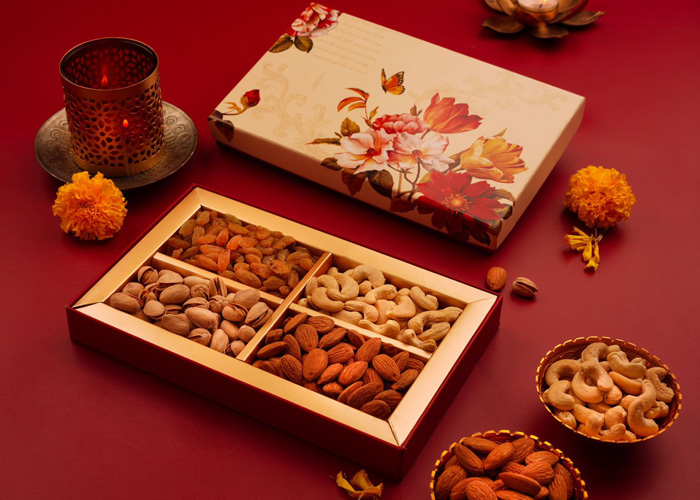 Best collection of gift boxes and festival hampers.